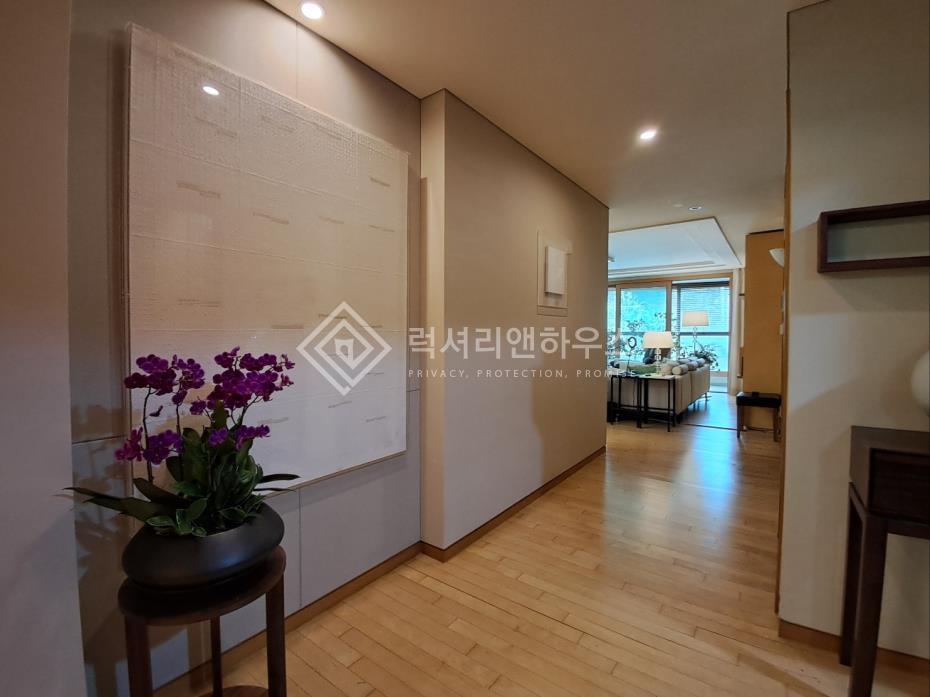 반포상지리츠빌2차 서래마을 고급빌라 채광좋고 깔끔하게 관리잘된 살기좋은 집입니다 연립아파트